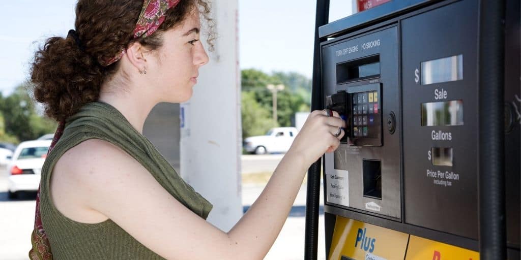 Greenlight vs. FamZoo (What's the Best Debit Card for Kids & Teens?)